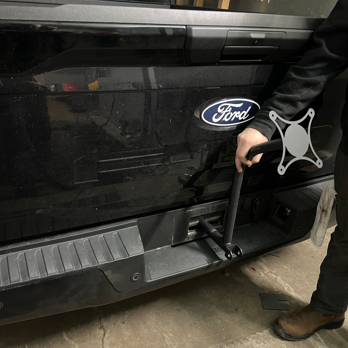 15-24 f-150 parachute mount with hitch delete bracket – Coyote Direct